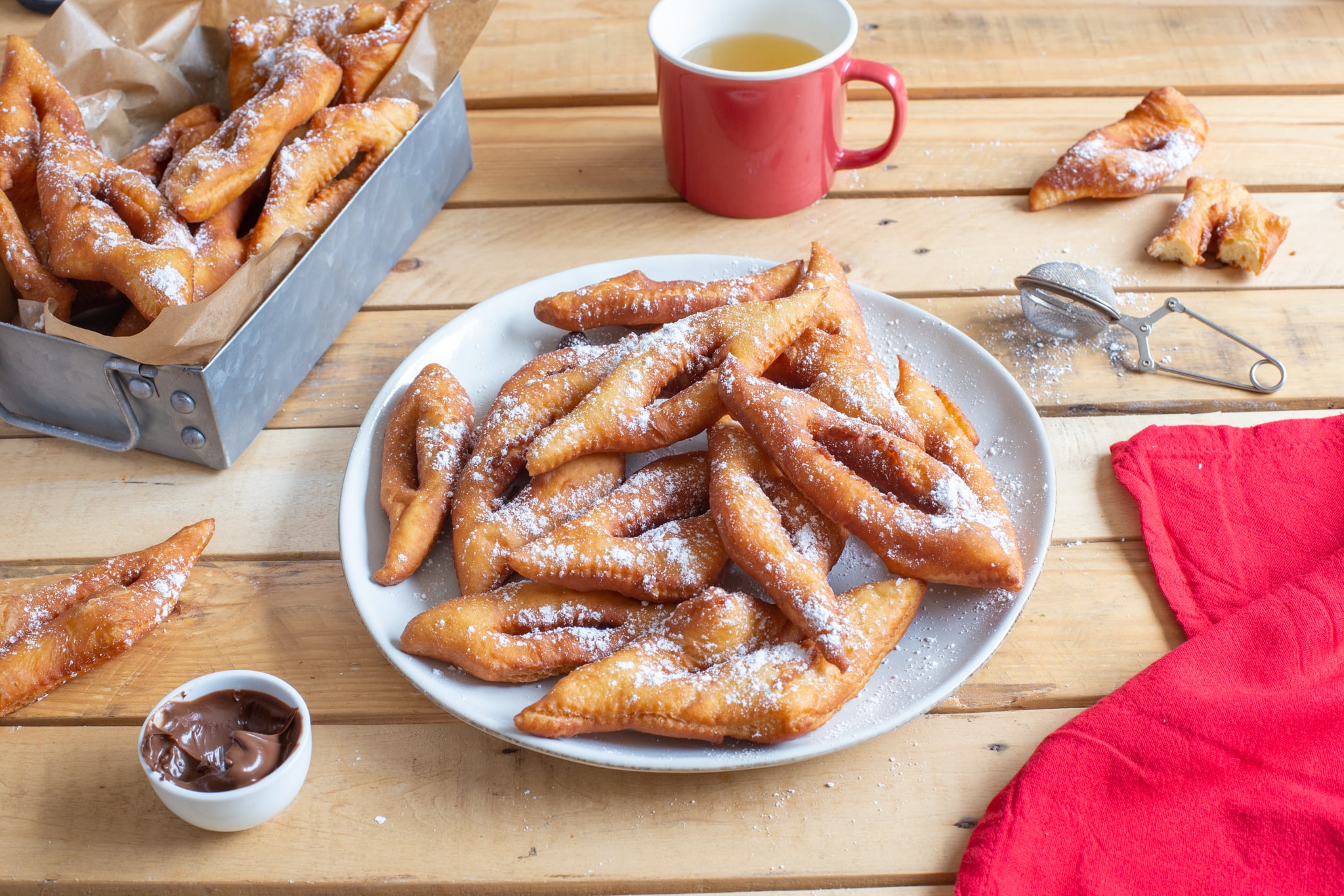 Recette : beignets "bugnes" de carnaval - Grand Fermage