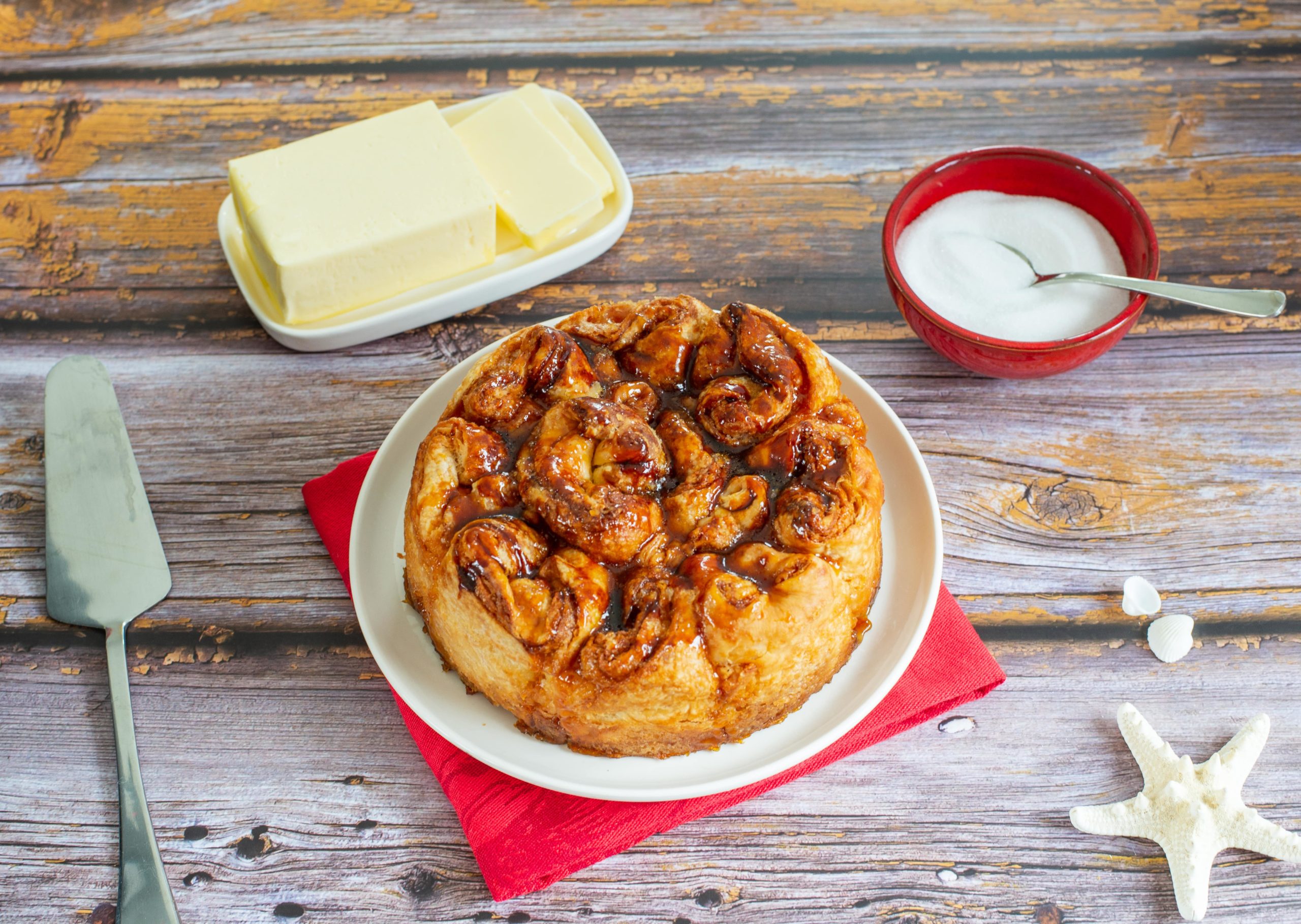 Kouign Amann (Brittany butter cake) - Recipe idea - Grand Fermage